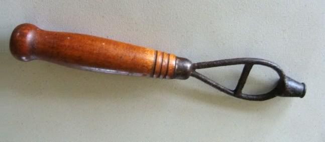 Unusual tool | TreasureNet 🧭 The Original Treasure Hunting Website